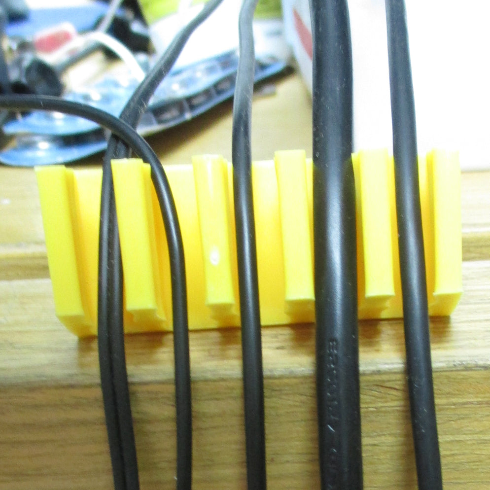 2 Pack Cable Divider Cord Slot Wire Organizer Desk Grip Splitter USB C ...